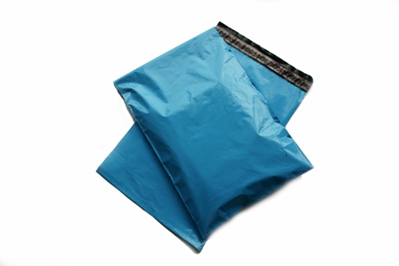Baby Blue Mailing Bags - Globe Packaging